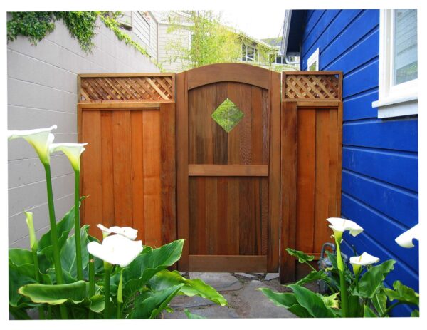 Why Choose a Custom Gate Builder for Your Home? - Williams Gate Works